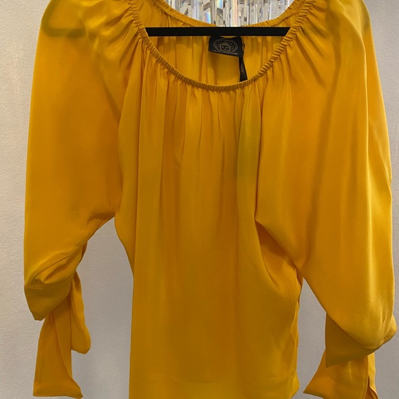 Au-Couture | Tops | Nwt 0 Silk Gold Yellow Blouse Medium | Poshmark